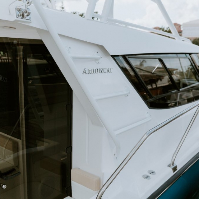 ArrowCat 320 | High End Cruising | Luxury Catamaran