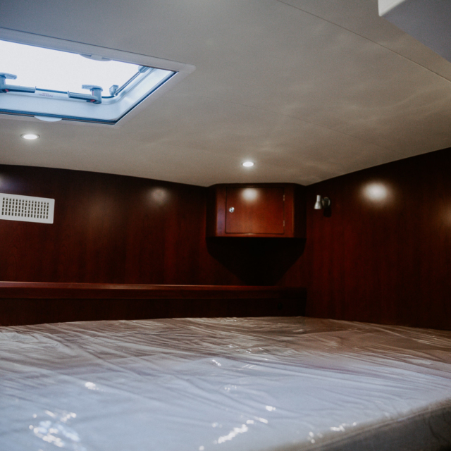 The 420 Flybridge Design | ArrowCat Power Catamarans